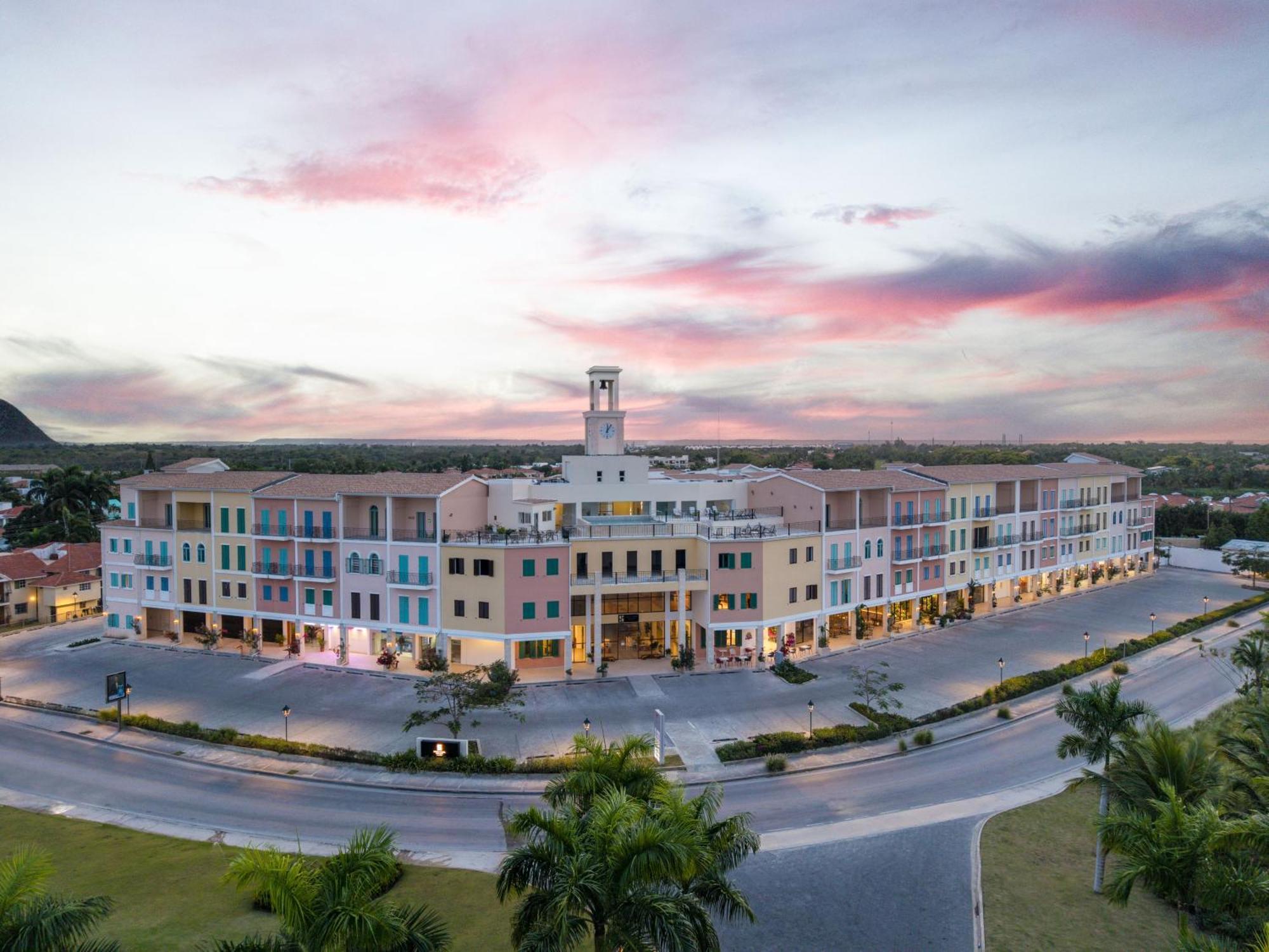 RESERVA REAL BY HARPER PUNTA CANA - BOOK 5-STAR ACCOMMODATION IN BAVARO